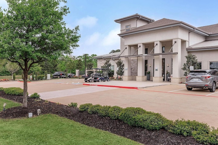 Landing Apartments Conroe Near Panorama Village - Willis, TX