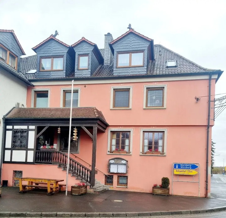 Hotel Schwarzes Ross - Dettelbach
