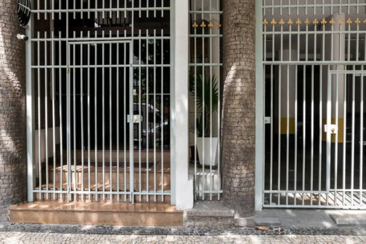 Perto De Ipanema, 250 Metros Da Praia, Entre Postos 5 E 6 - Rio de Janeiro