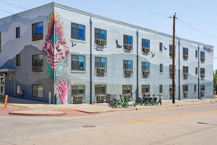 Kasa Lohi Denver - Denver, CO