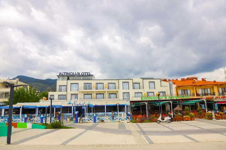 Altınoluk Hotel - Altinoluk