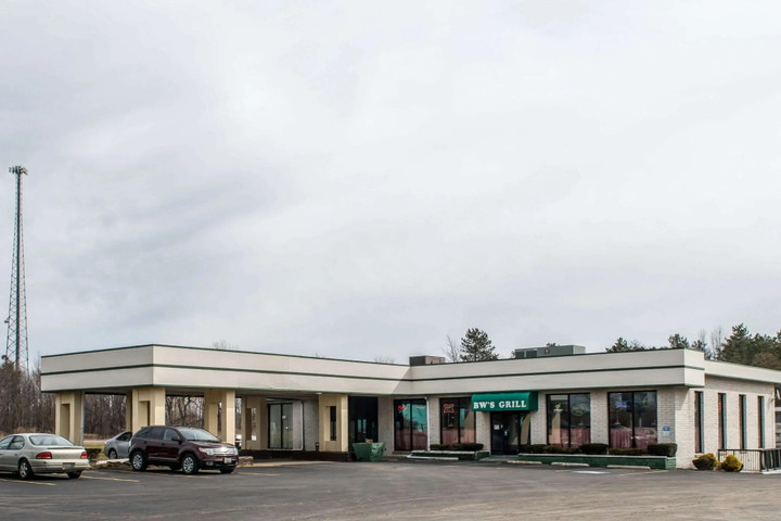 Quality Inn & Suites Fairview - Erie - Edinboro, PA