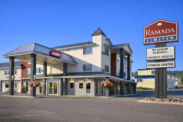 Ramada By Wyndham 100 Mile House - Colombie-Britannique
