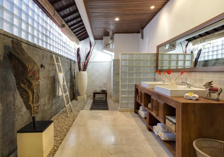 Villa Eight - Legian