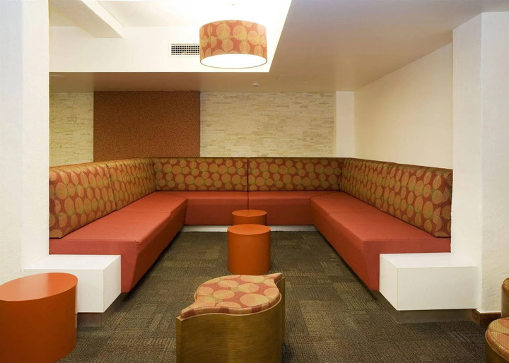 Anu - University House Hotel - Canberra
