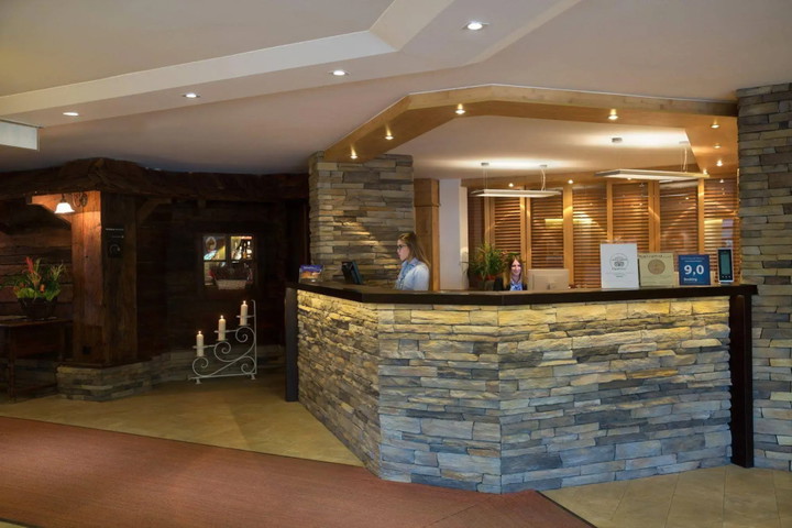 Hotel & Aparthotel Helvetia Intergolf - Crans-Montana