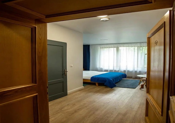 English House - Bistrița