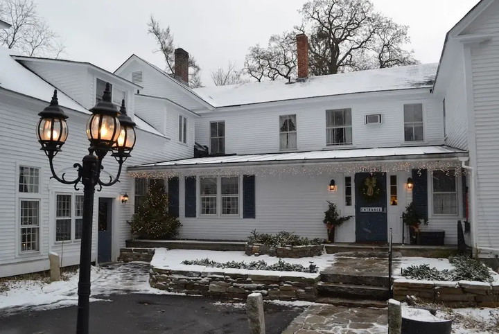 Dowds Country Inn - New Hampshire