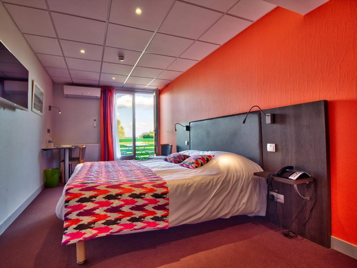 Logis Chalet Du Mont Roland - Dole