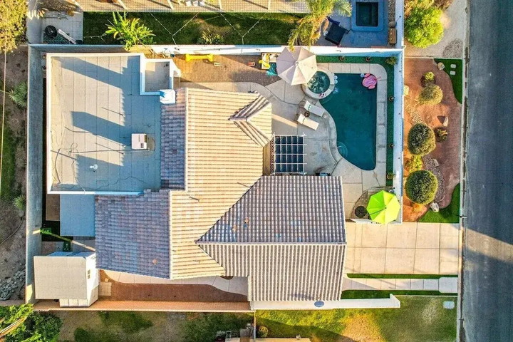 Desert Fun 4br Retreat With Pool - Palm Desert, CA