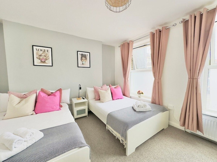 Shoreditch Rooms - England
