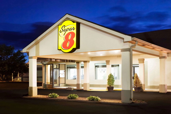 Super 8 By Wyndham Monteagle Tn - Sewanee, TN