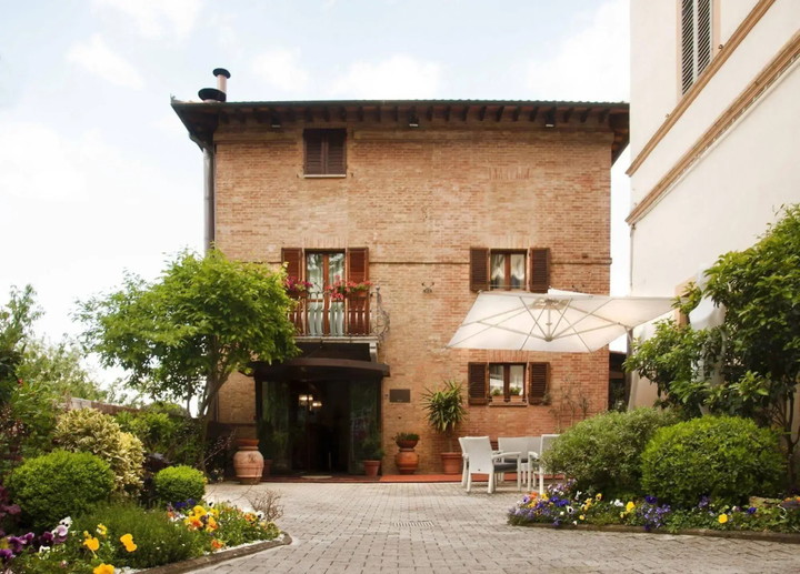 Hotel Arcobaleno - Tuscany