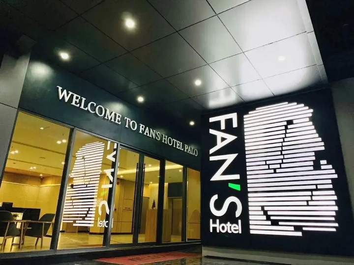 Fan's Hotel Palo - Palo