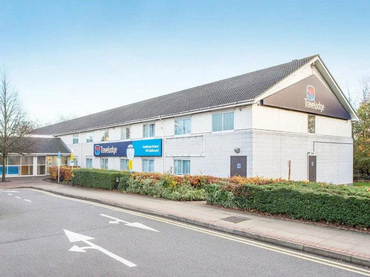 Travelodge Heathrow Heston M4 Eastbound - Hounslow