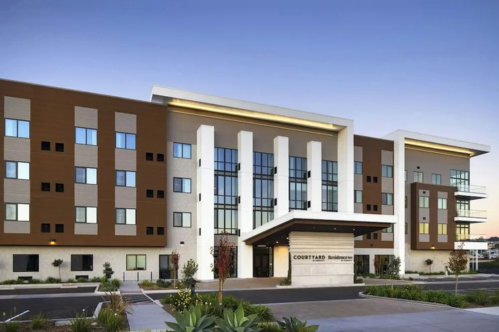 Courtyard By Marriott Sand City Monterey - Big Sur