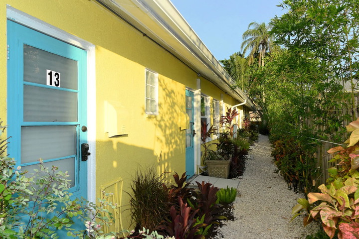 Siesta Key Palms Resort - Sarasota, FL