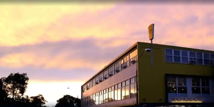 Barrys Beach Road Hotel - Bondi Beach