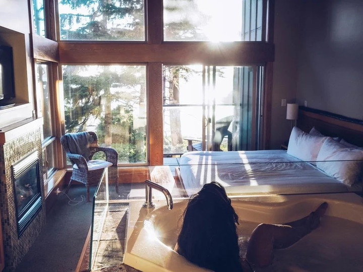 Pacific Sands Beach Resort - Tofino