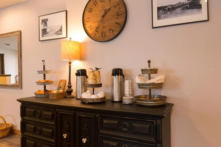 Woodland Inns - Forks, WA