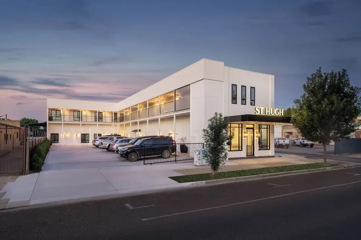 St Hugh Hotel Wagga Wagga - Wagga Wagga