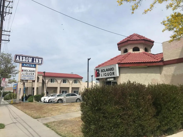Howard Johnson By Wyndham Azusa - Azusa, CA