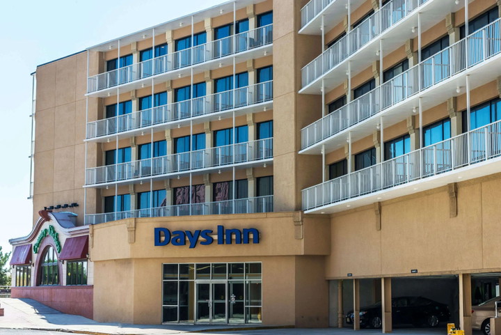 Days Inn By Wyndham Atlantic City Oceanfront-boardwalk - Atlantic City