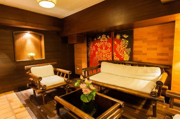 Oyo 635 Sira Boutique Hotel (Vaccinated Staff) - Chiang Mai