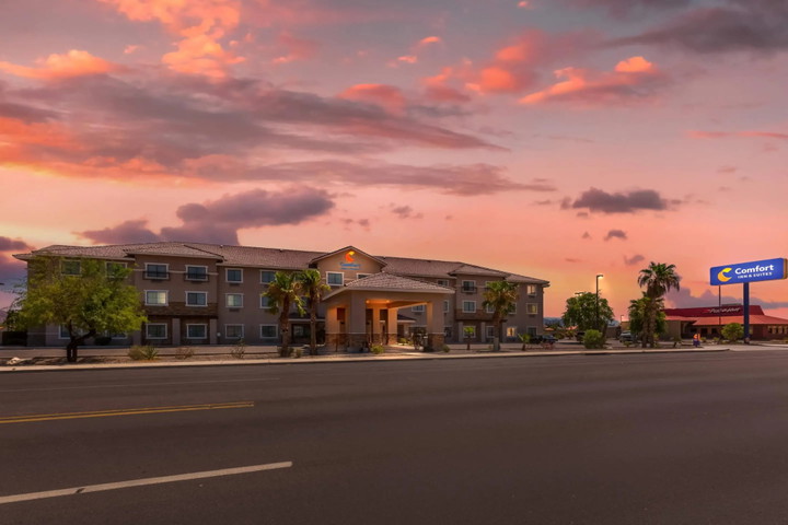 Comfort Inn & Suites Yuma I-8 - Baja California