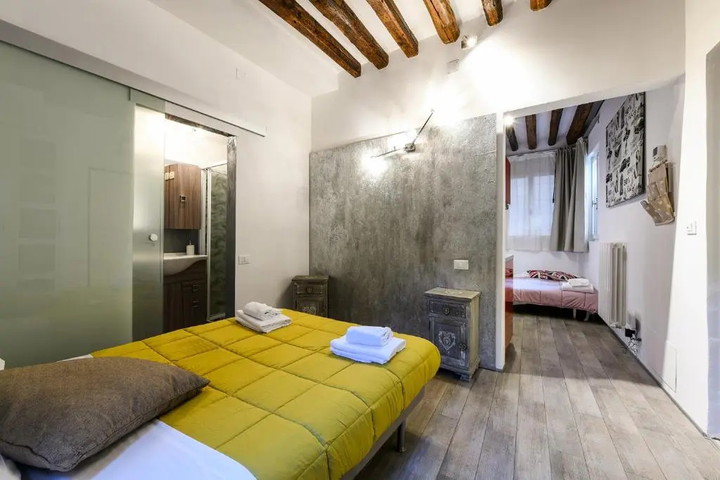 Perla - Venice