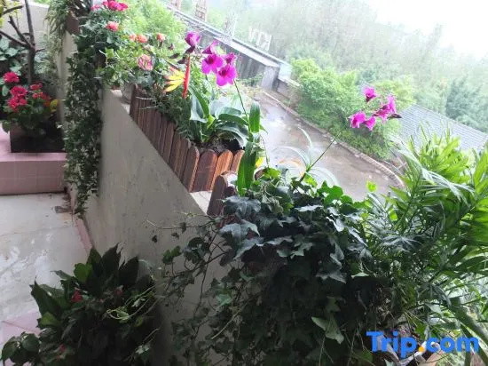 Gutlai Theme Hotel (Chongqing University Of Technology No. 2 Middle Gate Store) - Chongqing