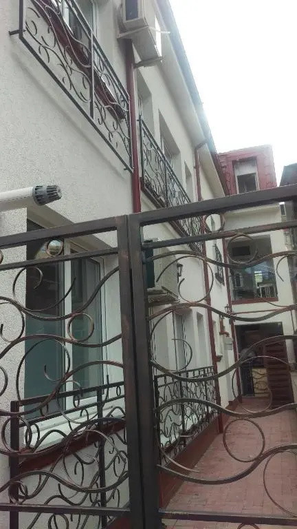 Garsoniere Dinu - Bucarest