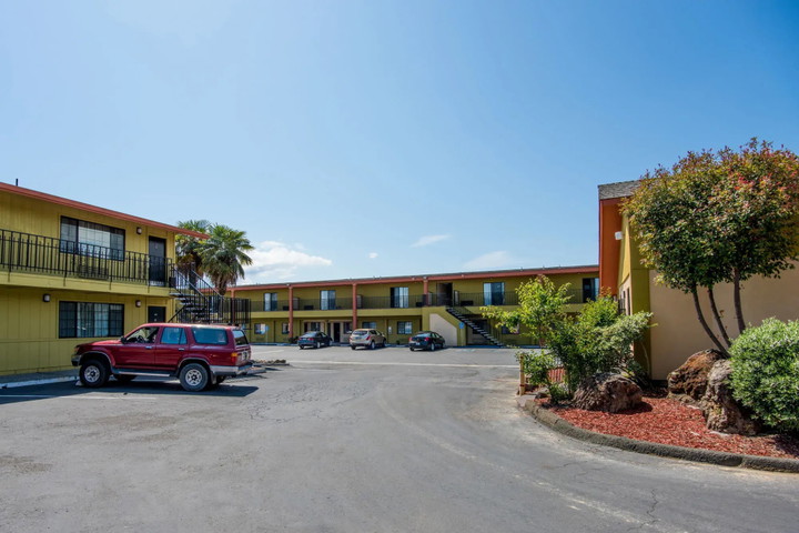 Motel 6 Ukiah, Ca - North - Ukiah, CA