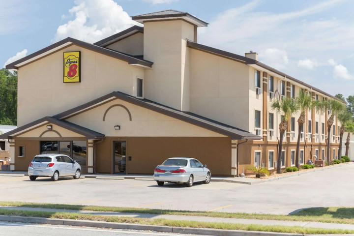 Super 8 By Wyndham Brunswick/st Simons Island Area - Florida