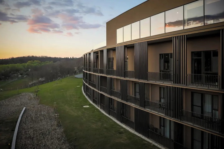 Hotel Essence - Pécs