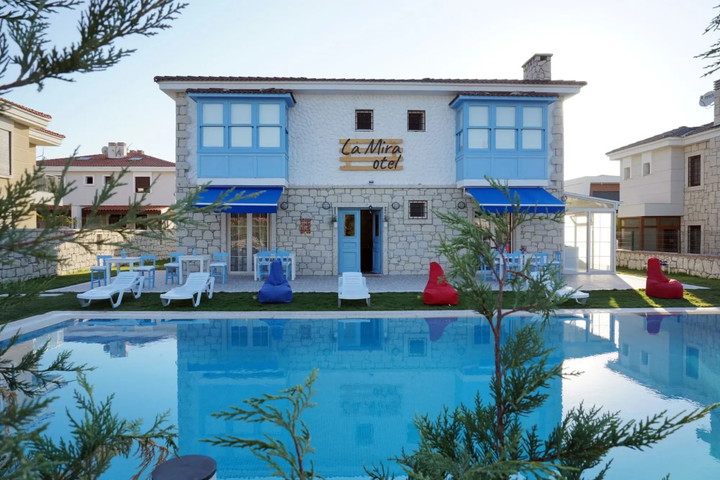 La Mira Hotel Alacati - Чешме