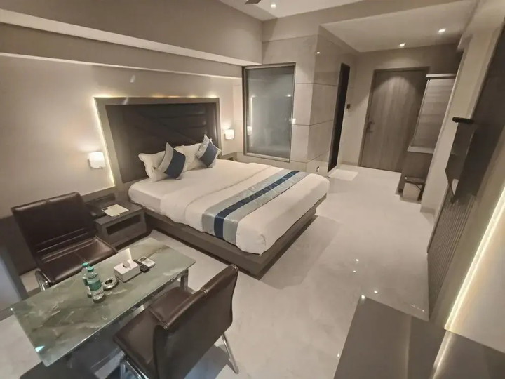 Hotel Nakshatra Residency - Kalyan