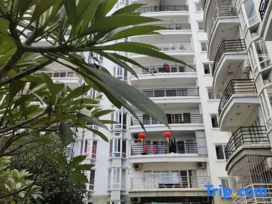 Linhai Seaview Apartment - Sanya