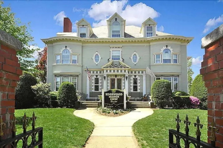 Edgewood Manor - プロビデンス, RI