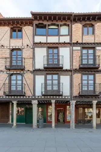 Apartamentos Ejemplares - Alcala de Henares