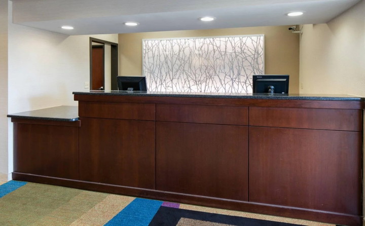 Fairfield Inn By Marriott Kansas City Airport - Kansas City, MO