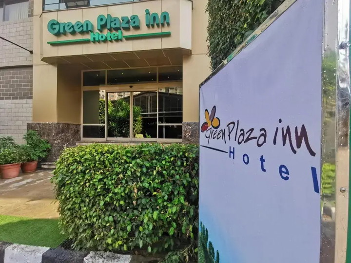 Green Plaza Inn - Alexandria