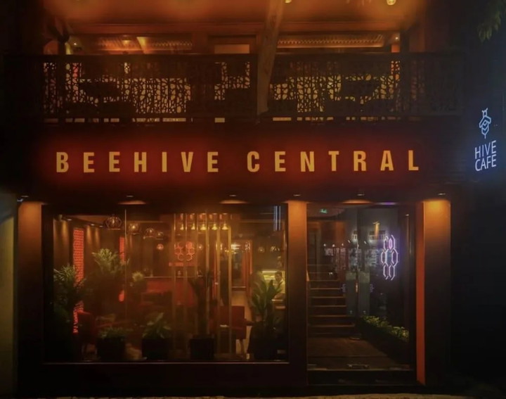Beehive Central Hotel - Malé