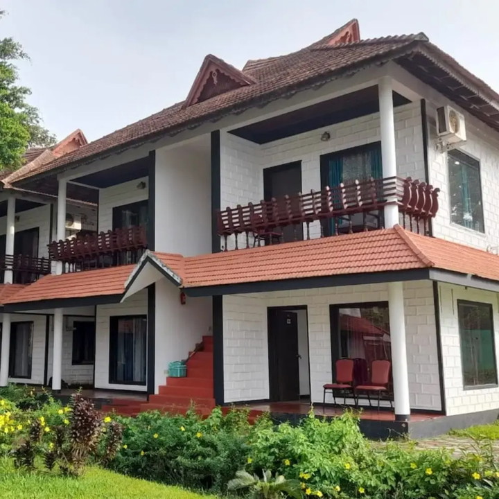 Goldfield Club & Lake Resort, Kumarakom - Kumarakom