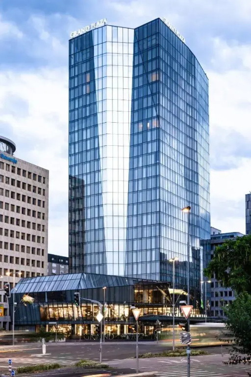 Grand Plaza Hotel And Congress Centre - Ljubljana