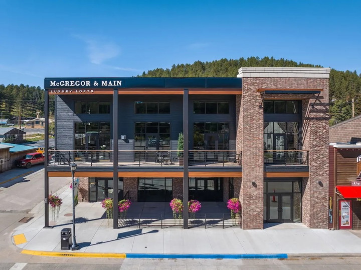 Mcgregor And Main Luxury Lofts - Hill City, SD