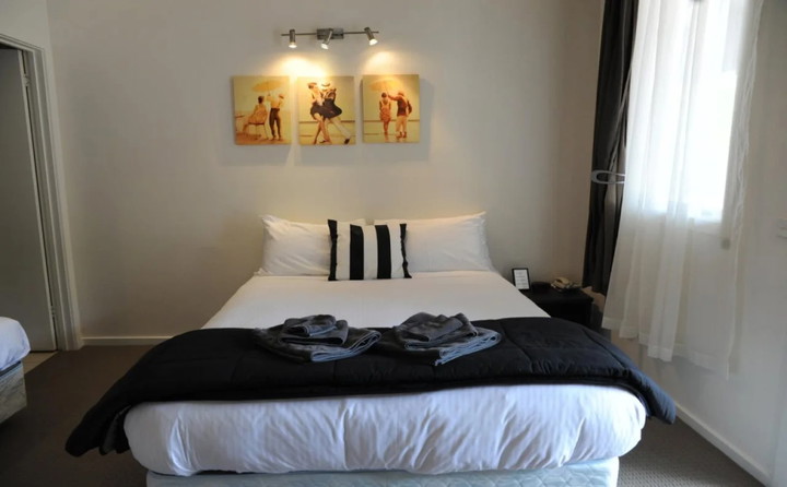 Norwood House Motel & Reception Centre - Mornington