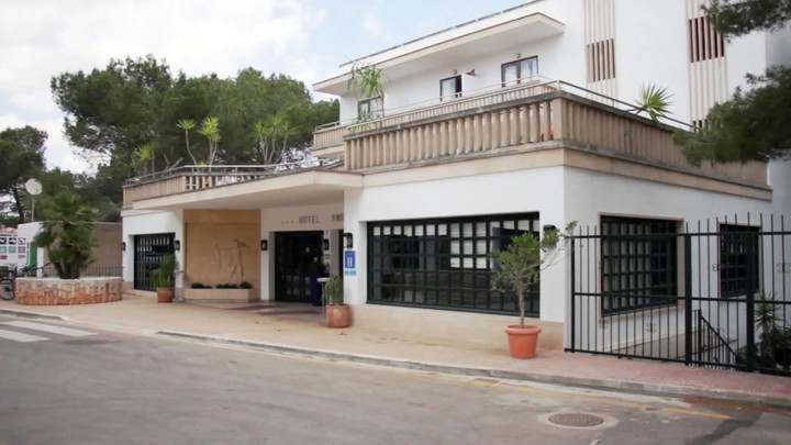 Hotel Pinos Playa - Cala Llombards