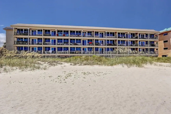Beach Style Condo Includes Google Mini Home And Beach Access 2 Bedroom Condo By Redawning - Fernandina Beach, FL