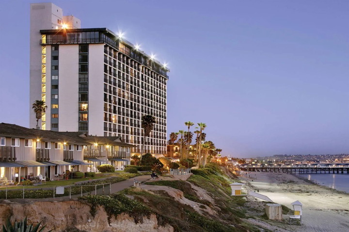 Capri By The Sea By All Seasons Resort Lodging - San Diego, CA